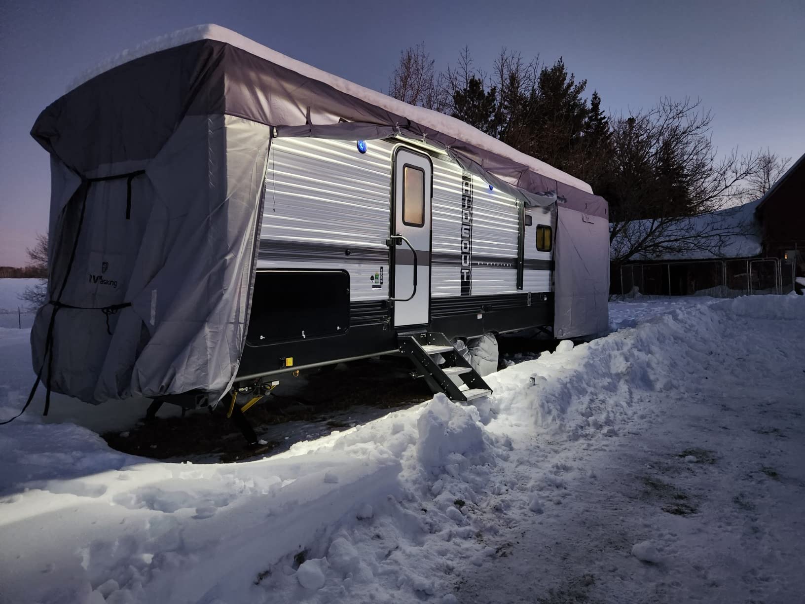 9 Solid Reasons Why You Should Use a Zippered Cover – Rvmasking